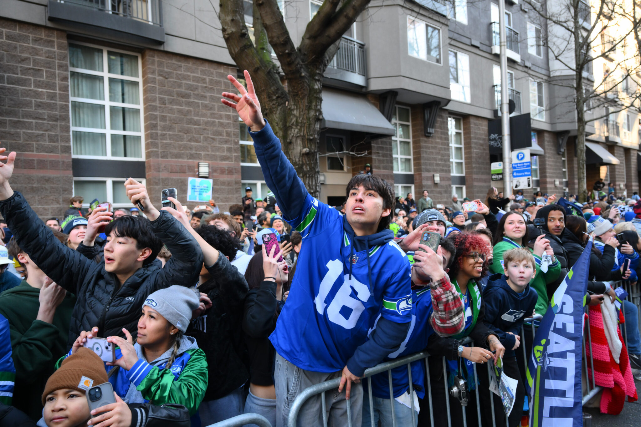 What NFL Fans Are The Most Chronically Online? Time For Some To Touch ...